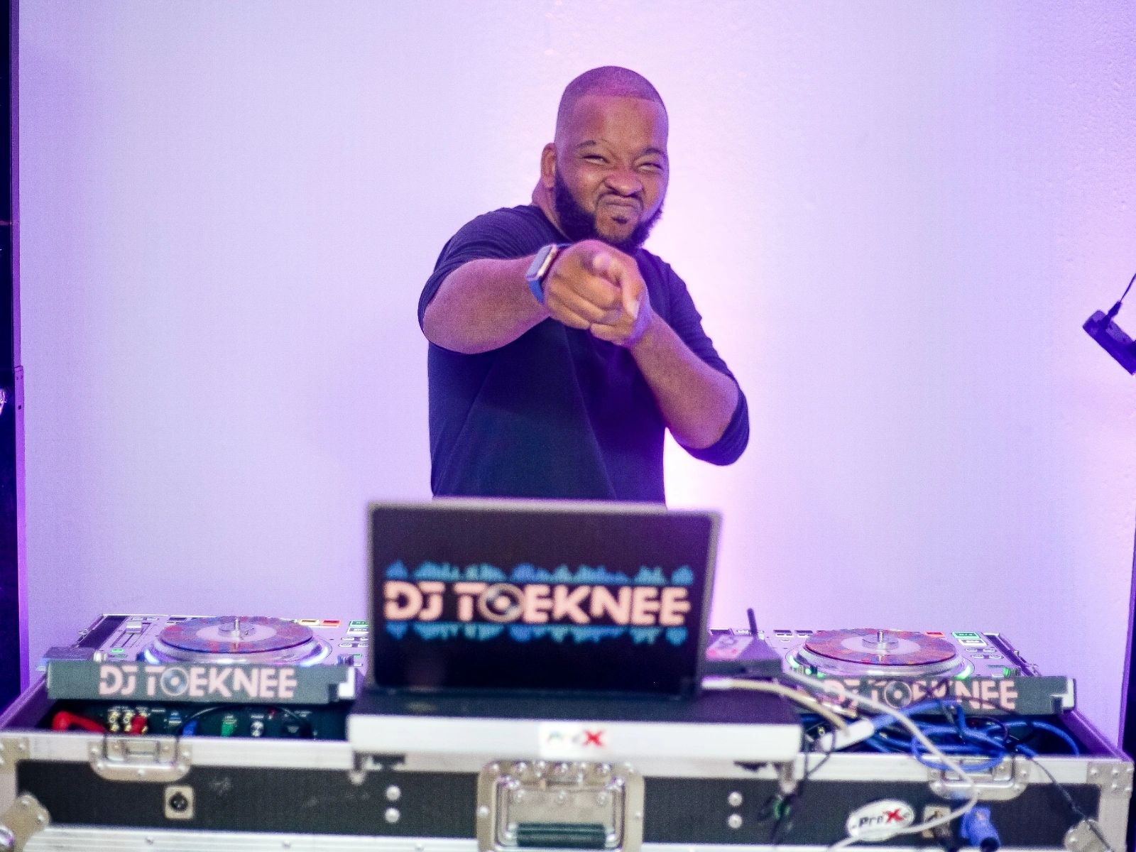 DJ Toeknee Entertainment